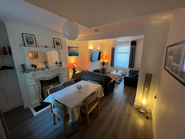 Home In Derry / Londonderry, 5 Min Walk From Uni - Derry