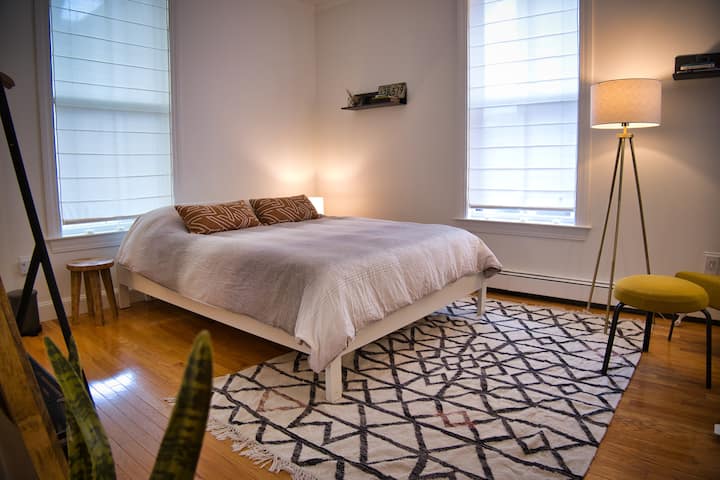 Cozy Condo In West Portland (Extended Stay) - Portland, ME