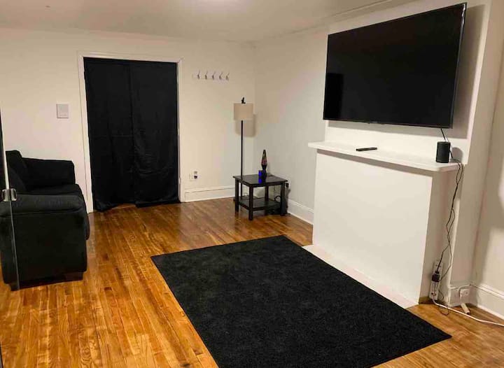 Truepromotions Studio Unique Studio Apartment. - Brooklyn, NY