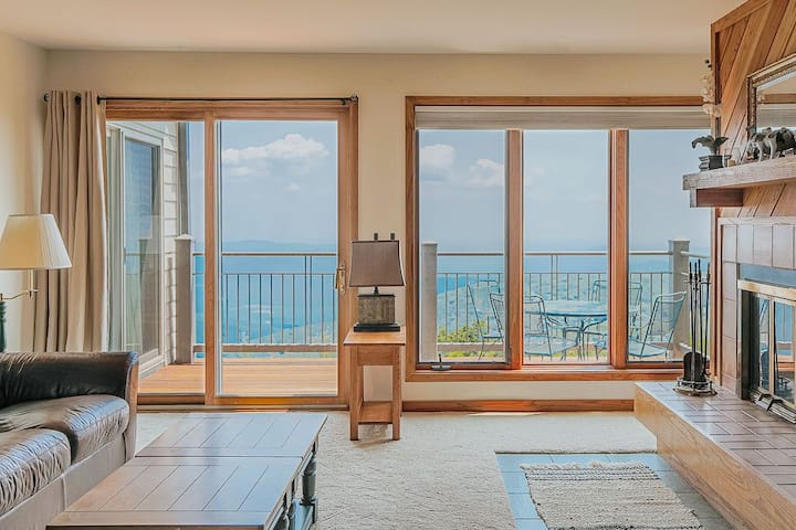 Panoramic Peak: Wintergreen Condo With Views - Wintergreen Resort