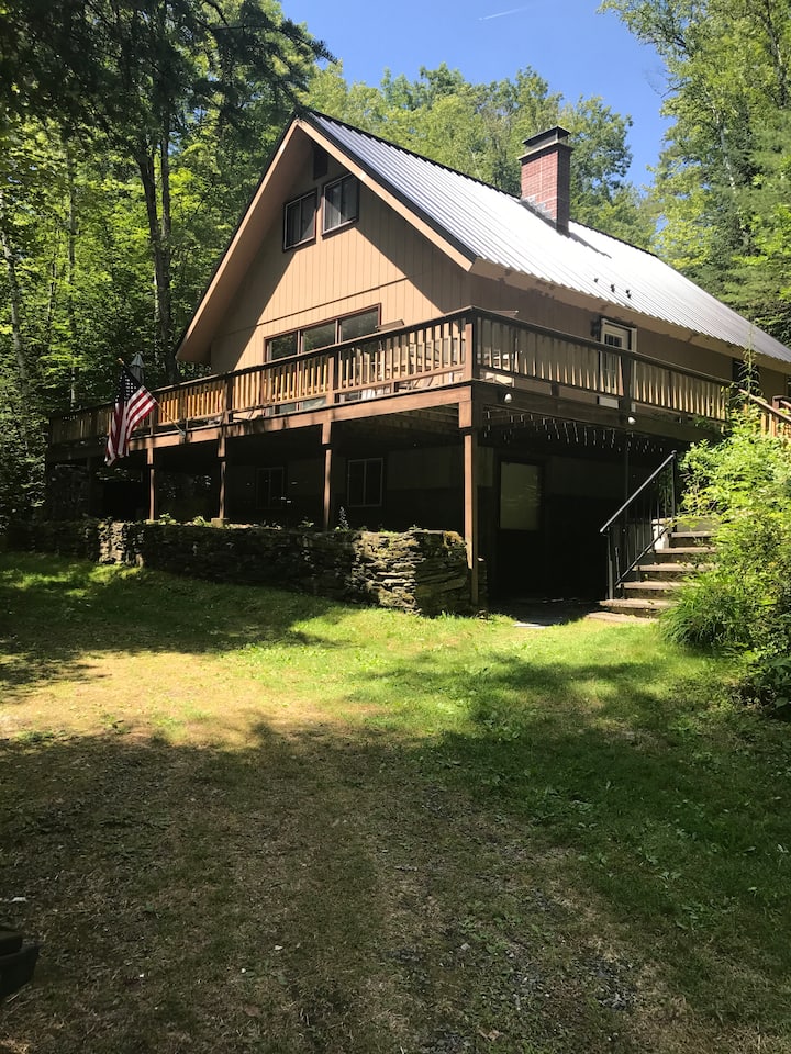 Clean Comfortable Chalet In The Heart Of N.h. - Bethlehem, NH