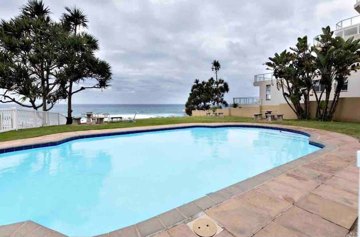 Lovely 4 Bedroom Unit, With Direct Beach Access! - Dolphin Coast