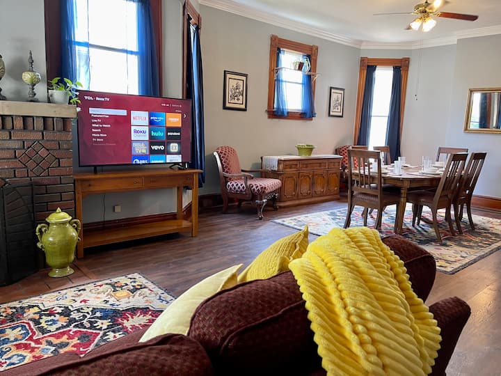 *Charming & Spacious*2 Bedrm* Downtown* Lake Erie* - Sandusky, OH