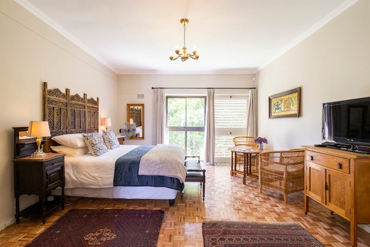 Charming Westside Studio Apartment 33 - Stellenbosch