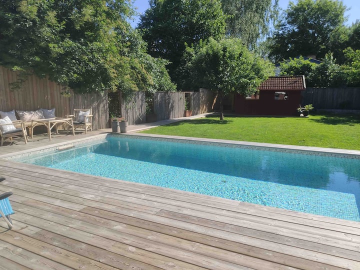 Hus Med Pool I Skärgården - Värmdö
