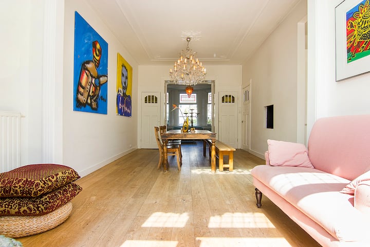 Spacious Family Townhouse & Free 6 Bikes + Parking - Heemstede