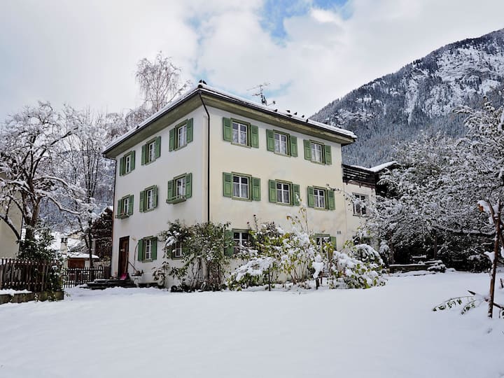 Freilichtspiel 26, Bouldern, Mineralbad, Die Berge - Mathon