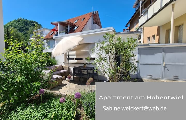 Gemütliches Apartment Am Hohentwiel Mit Parkplatz - Gottmadingen