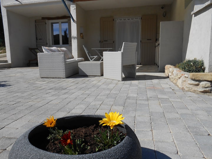 Gîte En Campagne à Oraison - Oraison