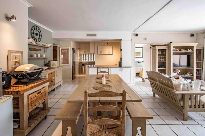 Bronze Paradise-leisure Bay - Port Edward