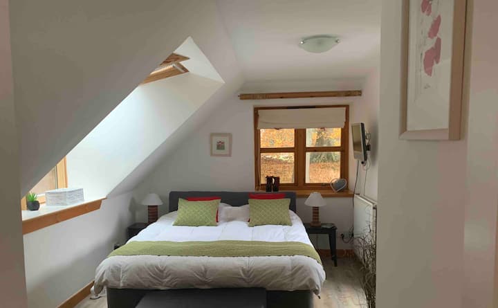 Country Location, Bright Stable Loft Conversion - Aberdeenshire