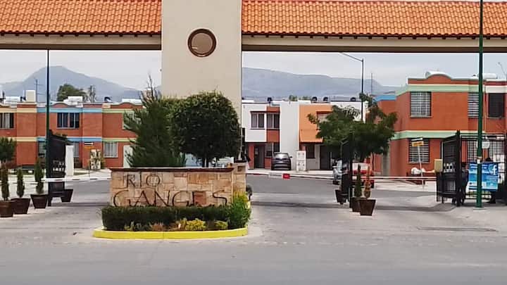 Casa Ganges 10 Min Outles(facturamos) - León