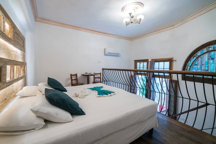 Boutique Hotel La Maestranza - Deluxe Duplex Room - Havana