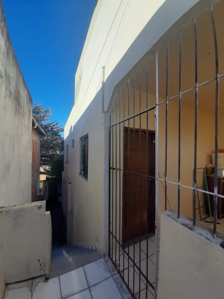 Apartamento Tipo Sobrado. - Rio das Ostras