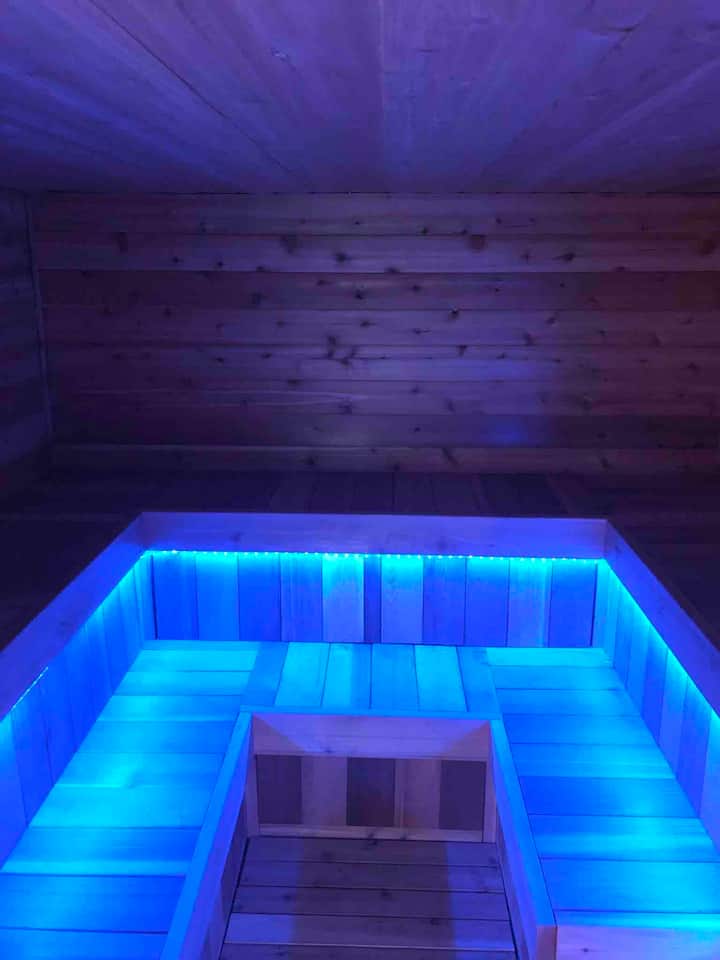 Secluded Lake, Sauna, Game Room, Pontoon - Minnesota