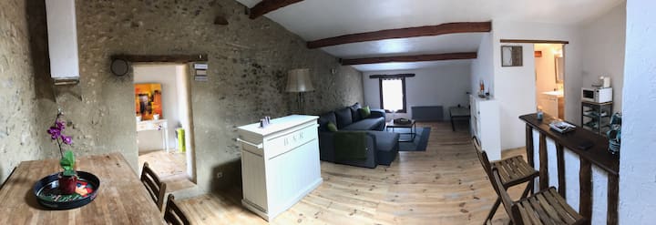 Appartement De Charme, Lumineux Avec Terrasse - Valensole