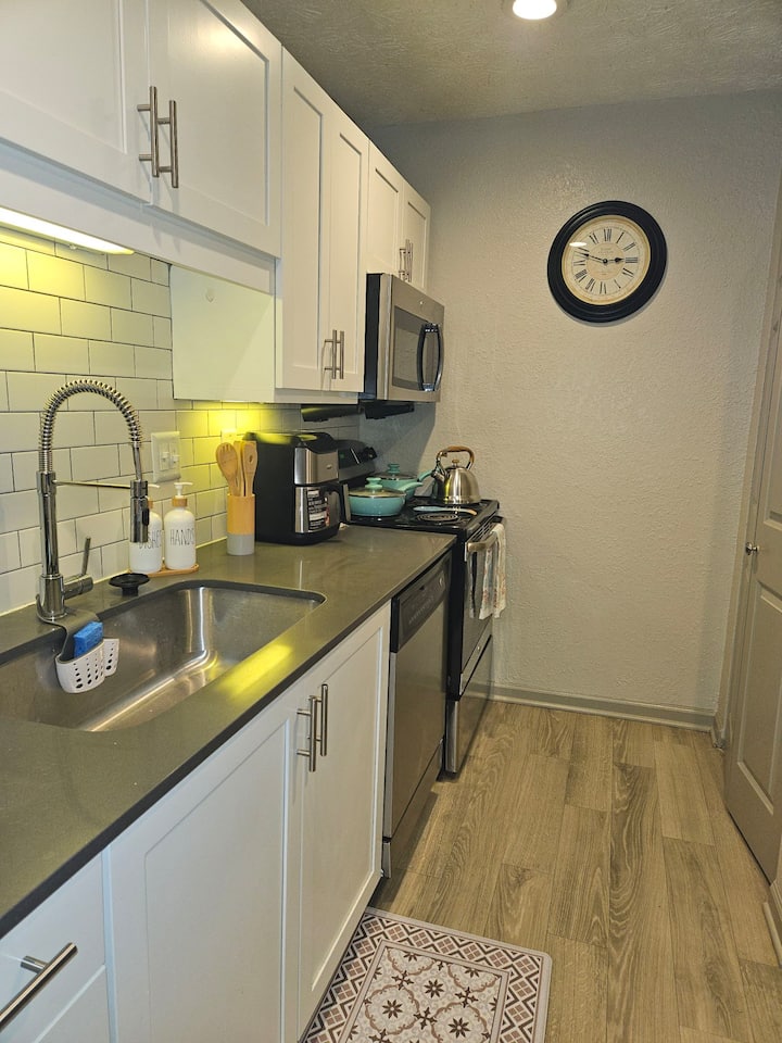 Premium Stay By The Brave’s/spacious/free Parking - Smyrna, GA