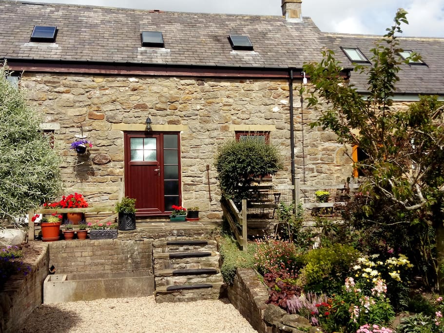 Hillside Cottage, cozy country hideaway - Cottages for Rent in Chopwell ...