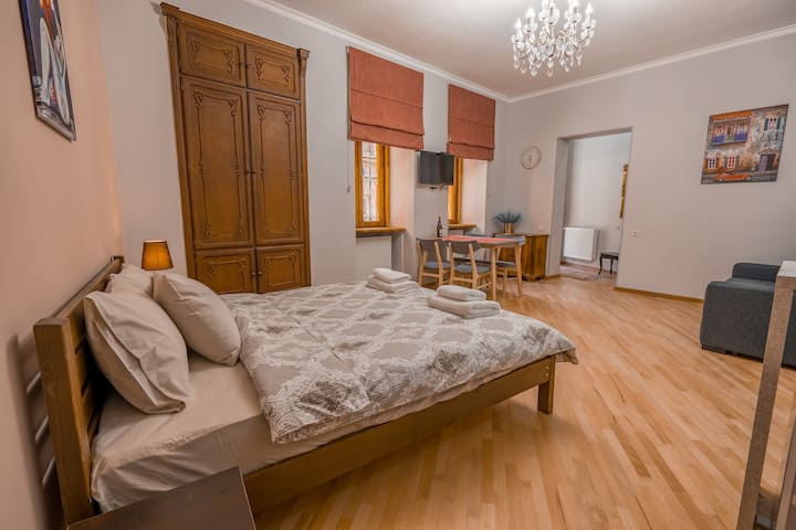 Nick's Studio Apartment In Old Tbilisi - Tbilisi