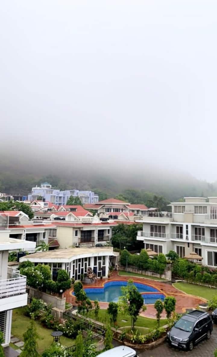 Cheerful 3 Bedroom Villa With Spectacular View - Khopoli