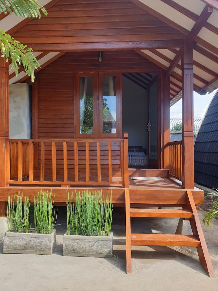 Rumah Kayu Nyaman Near Lombok Epicentrum Mall - Mataram