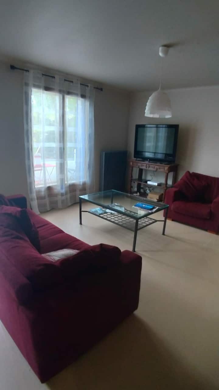 Gite Avec Piscine Et Grand Terrain - Manosque