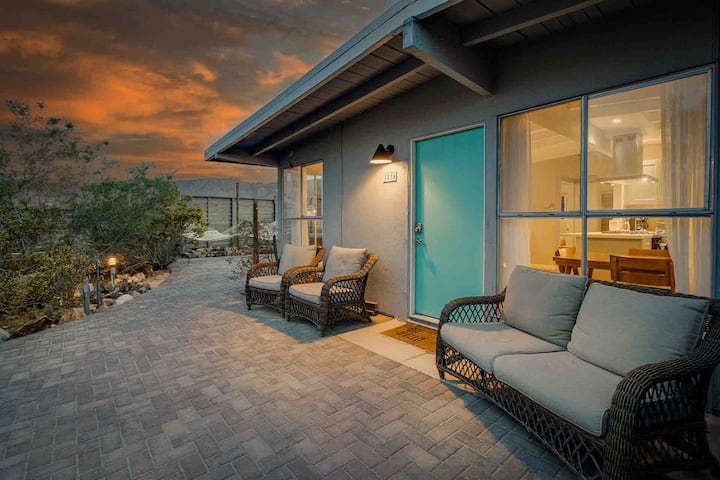 Joshua Tree Mod At The Park~hot Tub+fire Pit+stars - Joshua Tree, CA