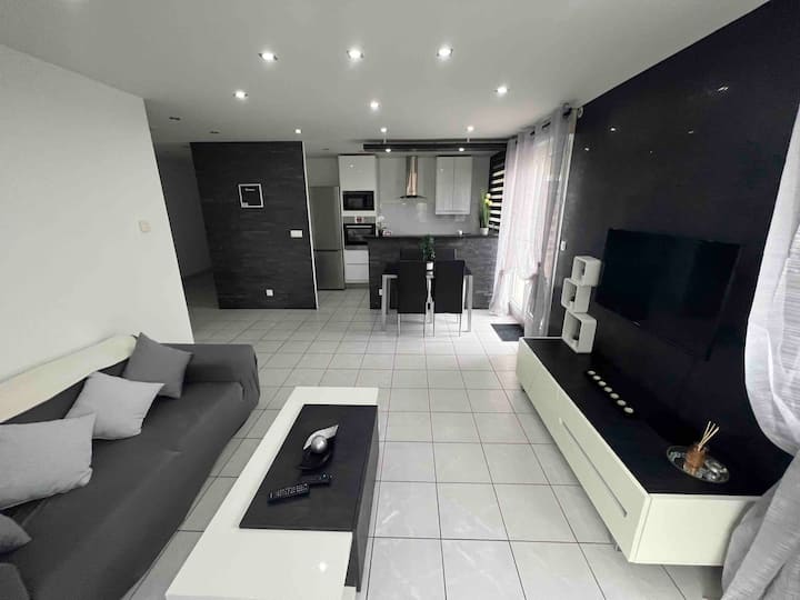 Très Bel Appartement Entre Paris Et Disneyland - Lognes