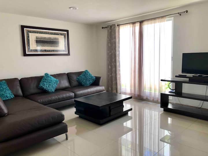 Hermosa Casa En Fraccionamiento Seguro. - Orizaba