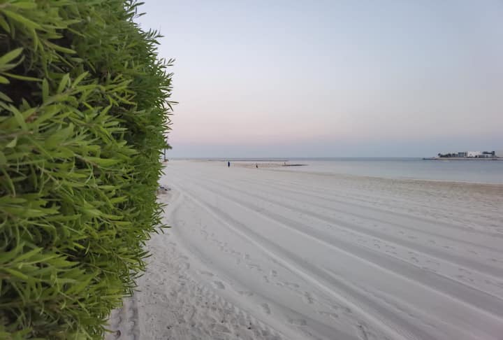 Beautiful Beach Villa - Bahrain