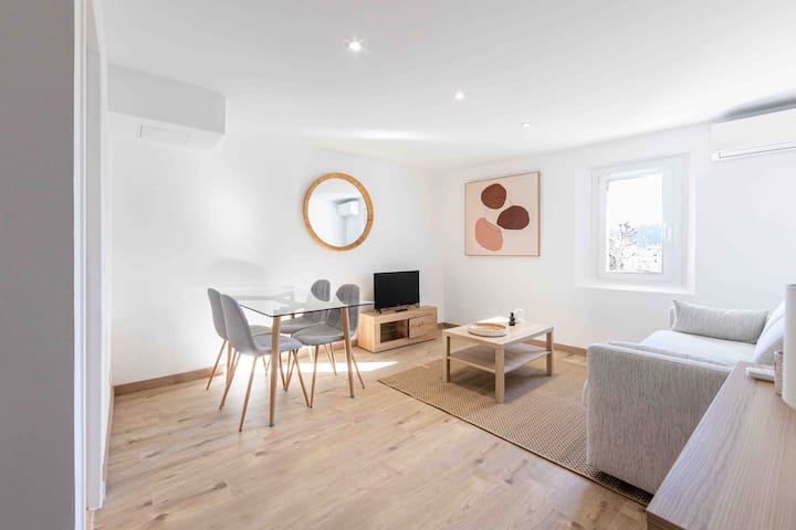 Charme Au Suquet: 1 Chambre & Canapé-lit - Ac - Cannes