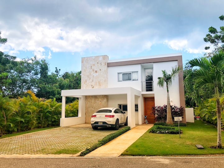 Playa Nueva Romana P&p 139 - Dominican Republic