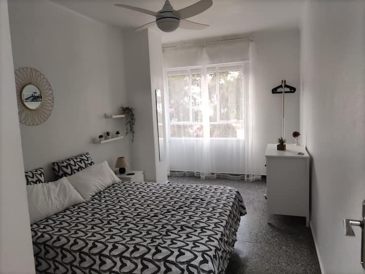 Mirandoalmar2 - Águilas