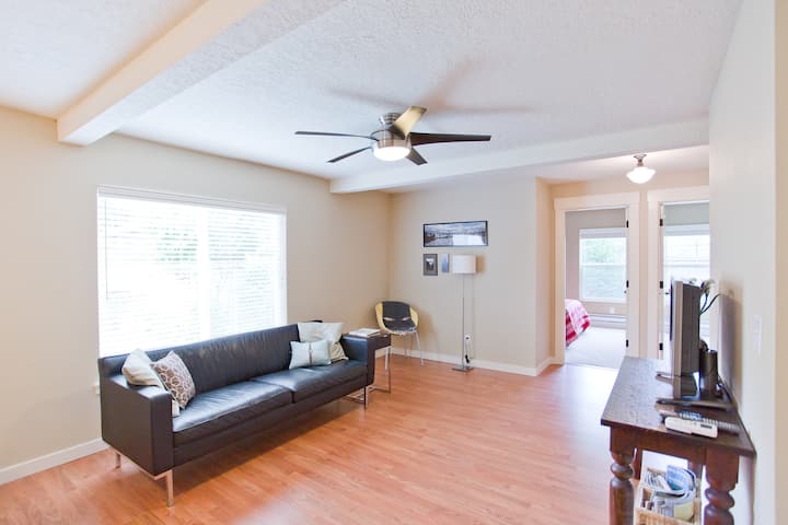 Great Two Bedroom Apt. In Portland! - University Park - Portland