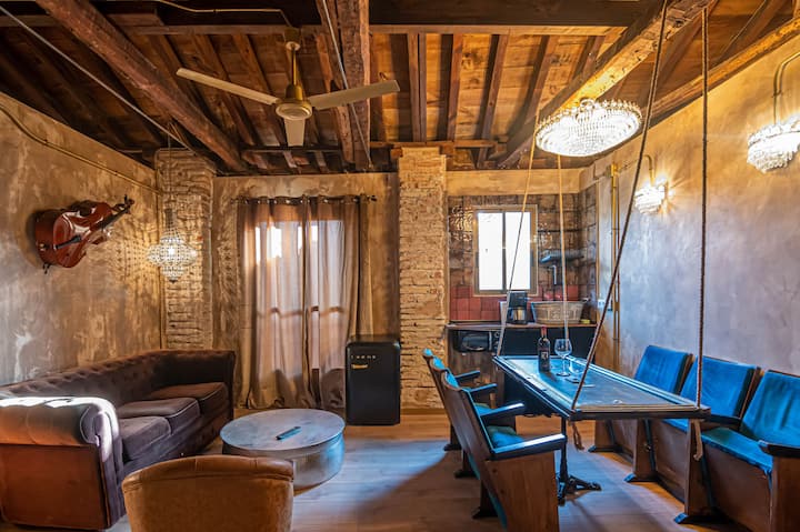 El Granero, Apartamento Abuhardillado Industrial - Granada, Spain