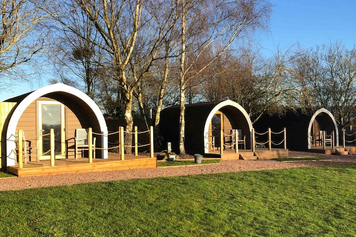Luxury Glamping Pods - Private Hot Tub - Ledbury