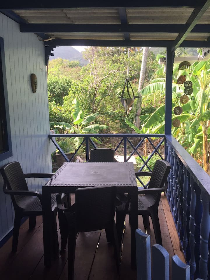 Hippies Room Cozy Island Getaway Ac, Wifi & 4g - Providencia y Santa Catalina