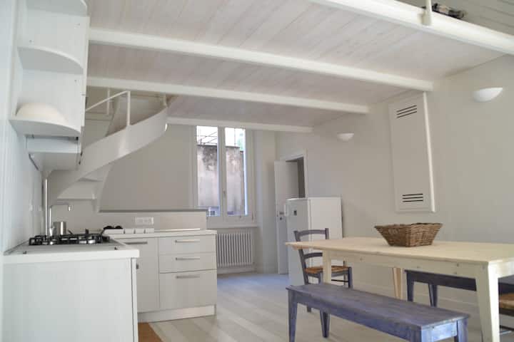 Bright Flat, Near Beach And Central Piazza - Finale Ligure