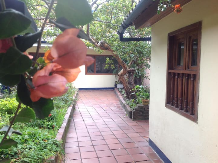 Casa Antigua Muy Amplia - Chiquinquirá