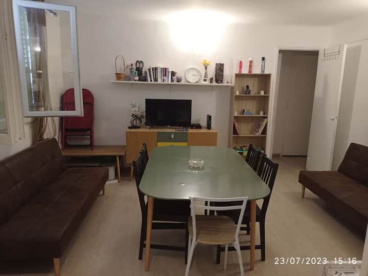 Chambre 1, 2 Ou 3 Personnes Face Au Vélodrome - Marseille