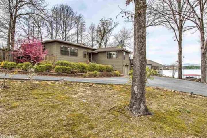 Spectacular House On Lake Hamilton - Hot Springs, AR