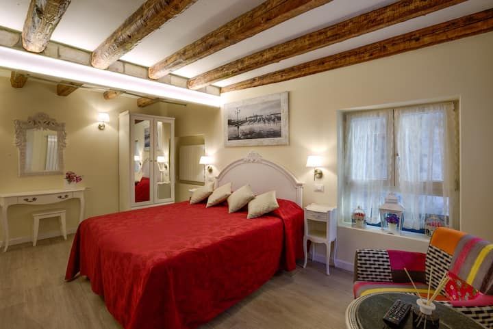 Dave's House, Your Love Nest Near Biennale - Veneto