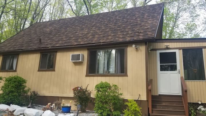 Relax And Enjoy The Poconos Atmosphere - Bushkill, PA