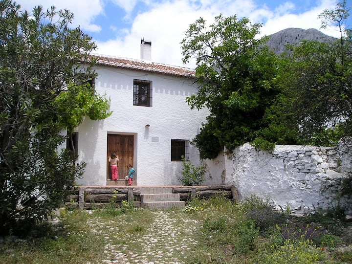 Casa Rural ÁBalos.  Periana.málaga - Comares