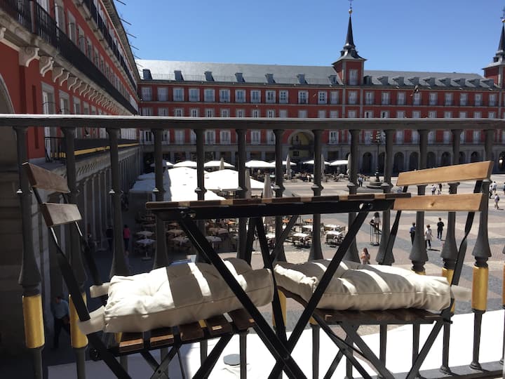 Plaza Mayor Deluxe -
