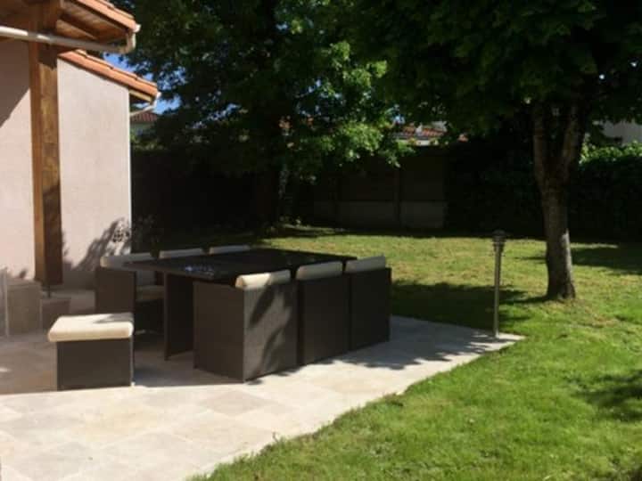 Maison Avec Jardin 90m2 Proche Mer Et Commerces - Royan