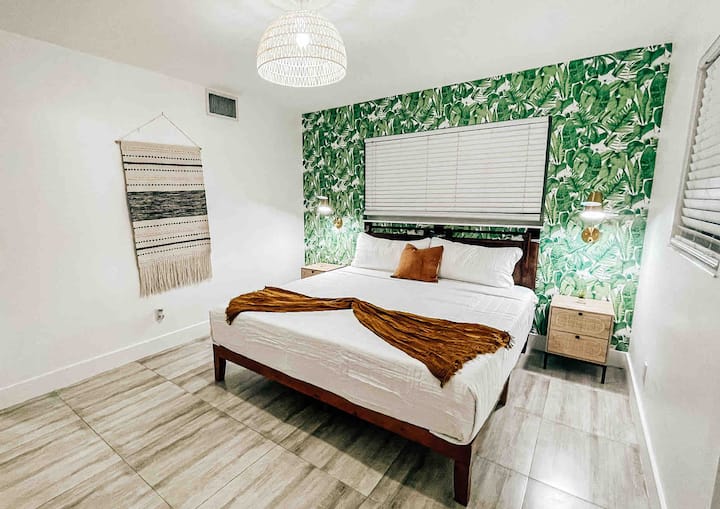 Miami Boho Home W King Bed Close To Beach/nitelife - North Miami, FL