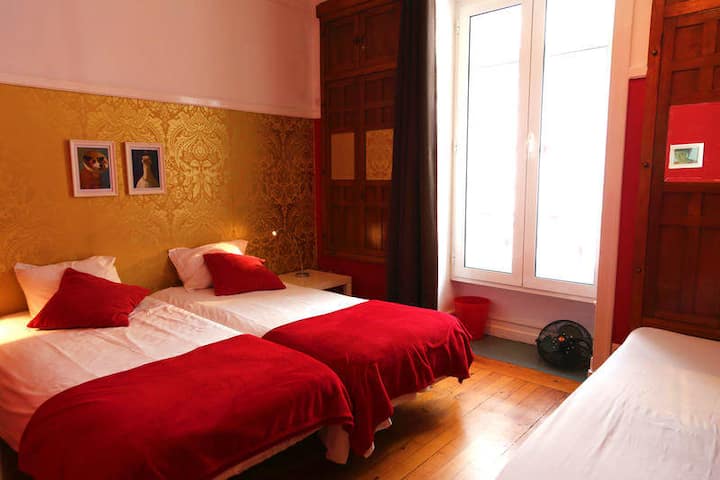 Triple Room Shared Bathroom - Vila Nova de Gaia