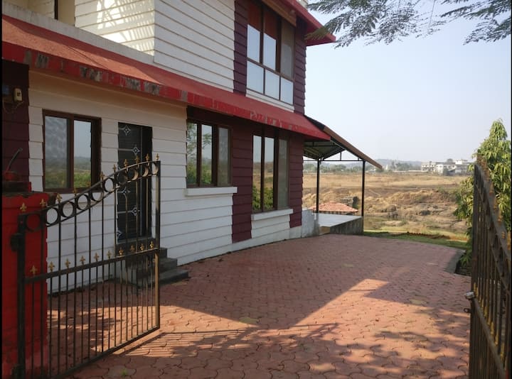Party Villa By The River - Neral