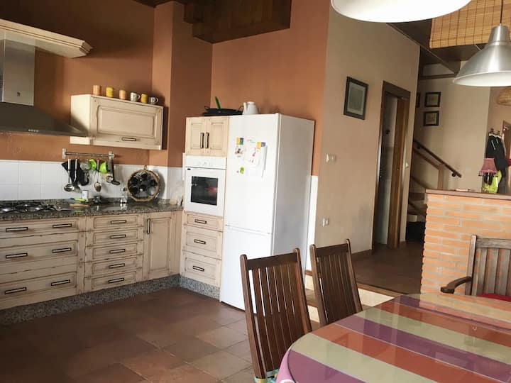La Casa De Las Gradas. Sierra De Aracena - Higuera de la Sierra